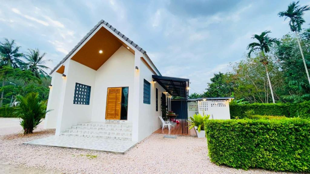 AT pool villa Khanom, Ban Pa Chan (updated prices 2025)