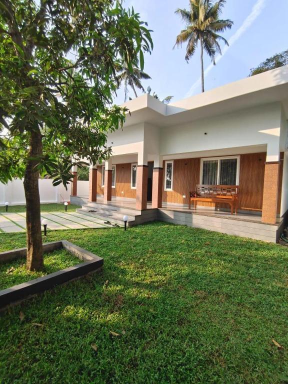 Captain's Castle, Pallipuram (updated prices 2026)