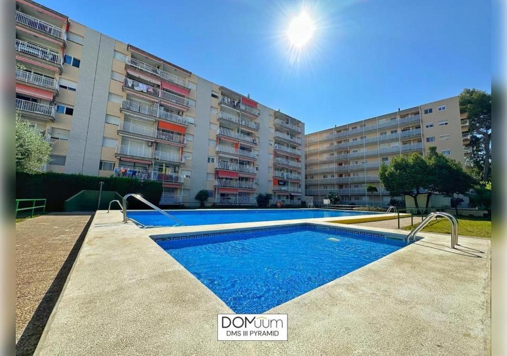 DOMuum Holidays - DMS III PYRAMID, Salou (updated prices 2025)