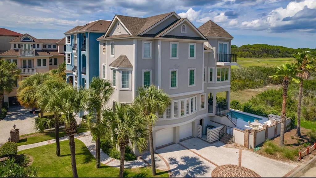 15 Collier Beach Road, Hilton Head Island (updated prices 2025)