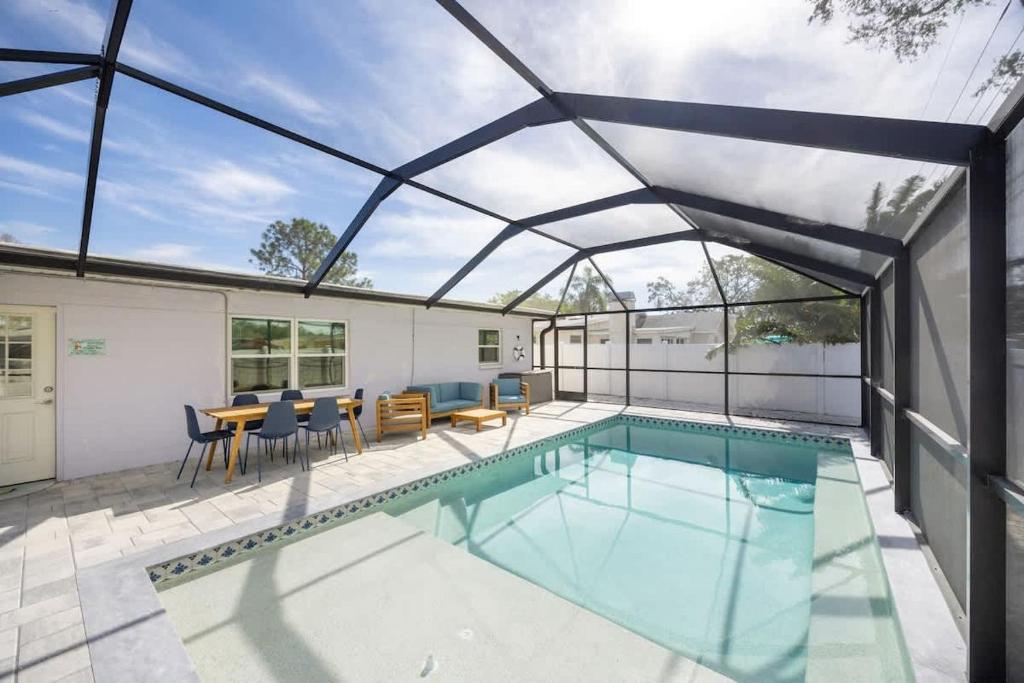 Cozy Largo Cottage Family-Friendly Heated Pool, Largo (aktualisierte ...