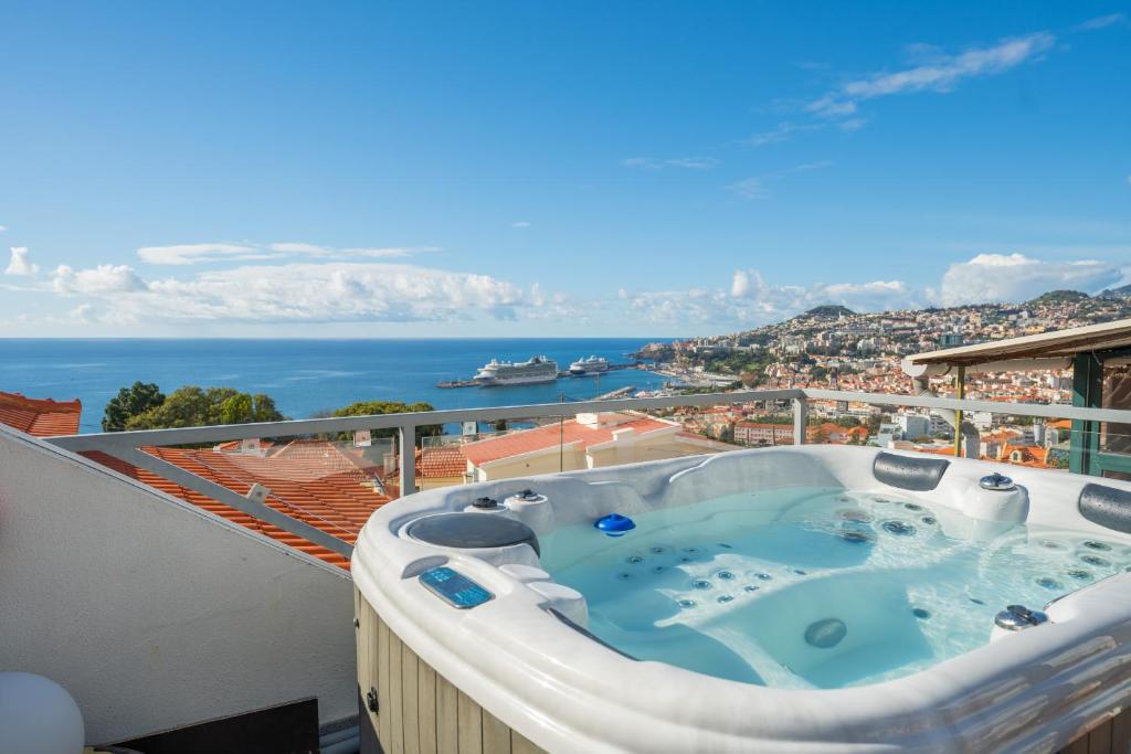 FLH Funchal Sissi Lanço with View, Funchal (updated prices 2025)