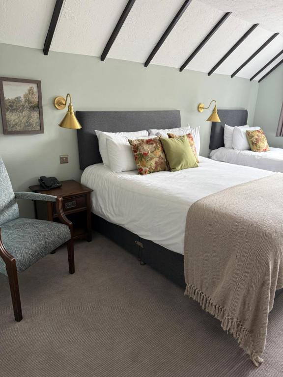 The New Inn Heckfield, Hook (updated prices 2025)