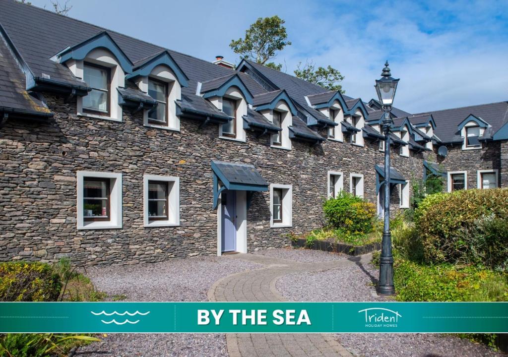 Dingle Courtyard Cottages 4 Bed Sleeps 8, Dingle (aktualisierte Preise ...