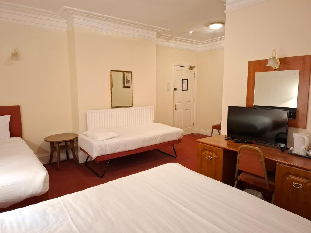 Borough Arms Hotel, Stoke on Trent (updated prices 2025)