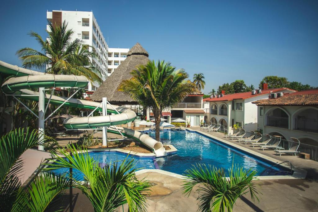 Los Picos Hotel & Suites Bucerias, Bucerías (updated prices 2025)