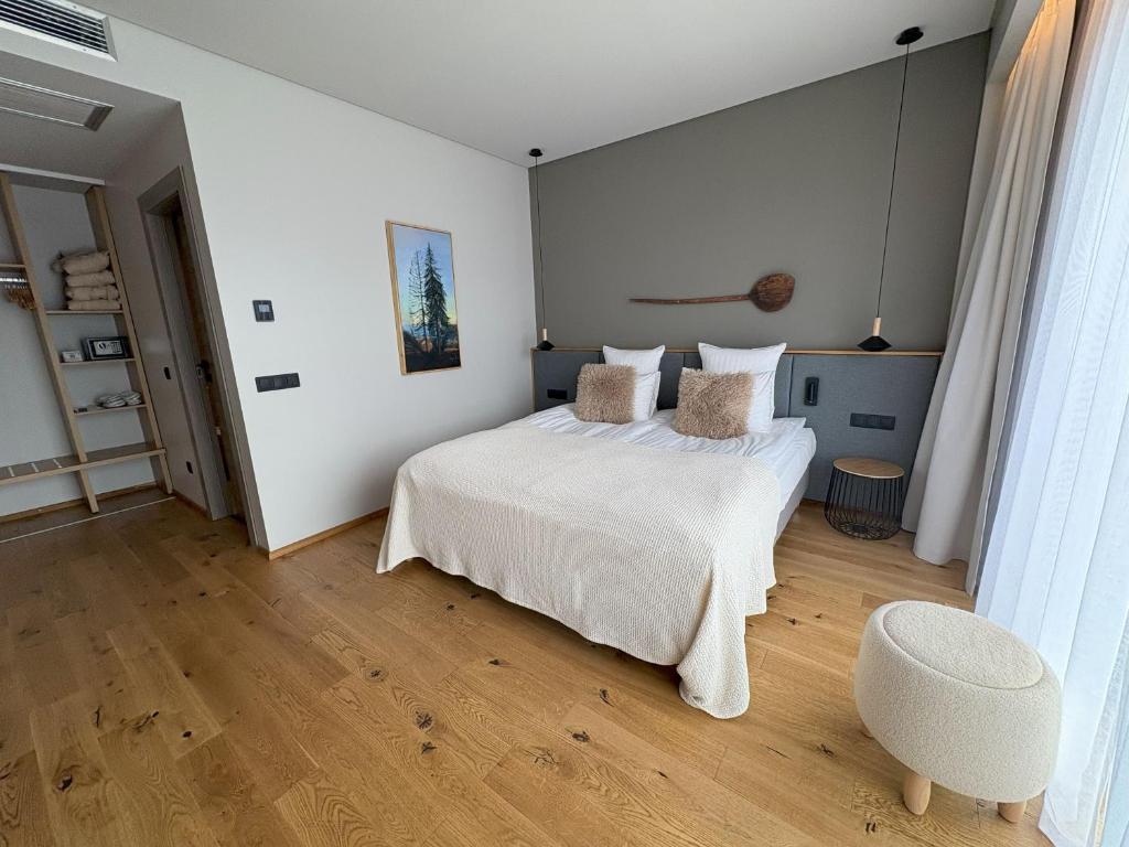 Balvanyos Resort - Peakture Hotel & Grand Hotel Balvanyos, Balvanyos ...
