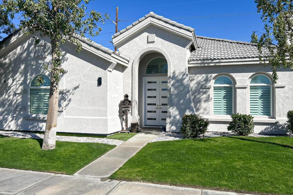 Sunset Villa, Indio (updated prices 2026)