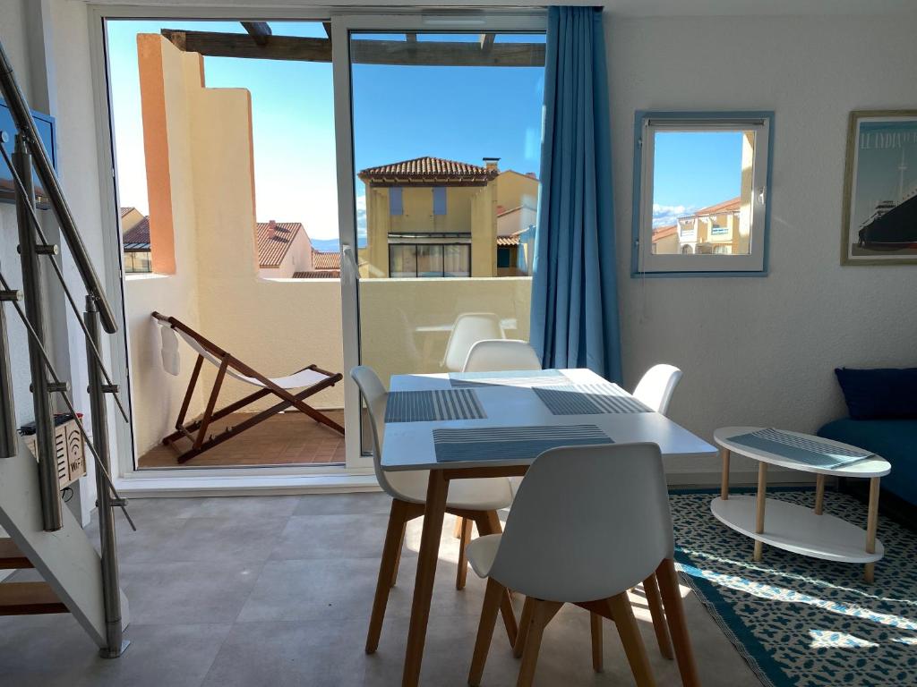 Joli Duplex résidence Atlantis accès direct plage, Le Barcarès (updated ...