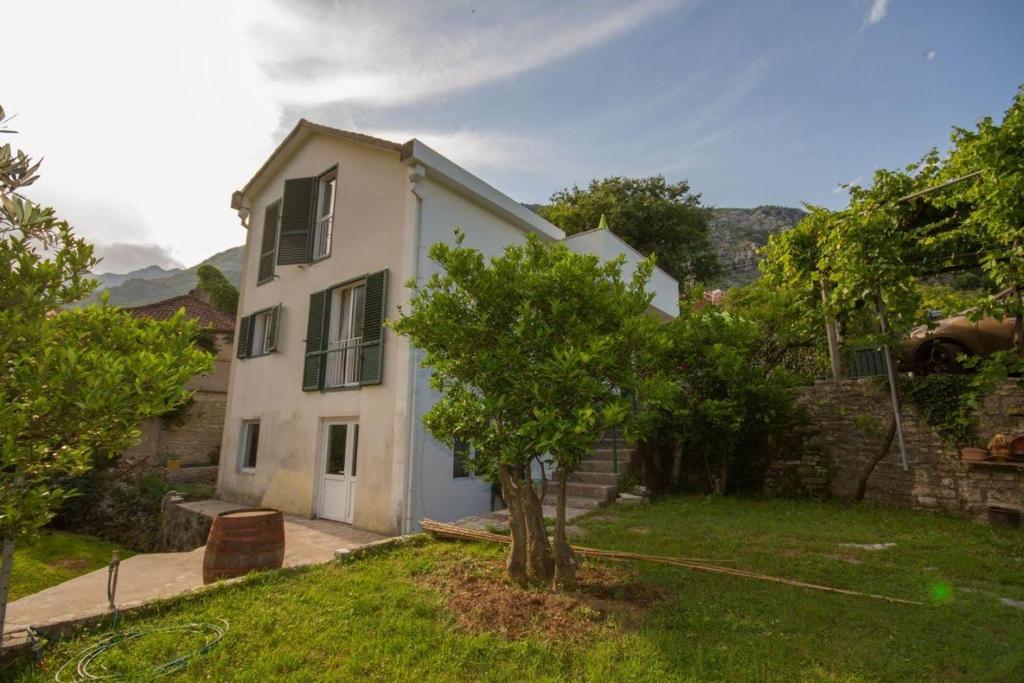 Giardino Morinj, Donji Morinj (updated prices 2025)