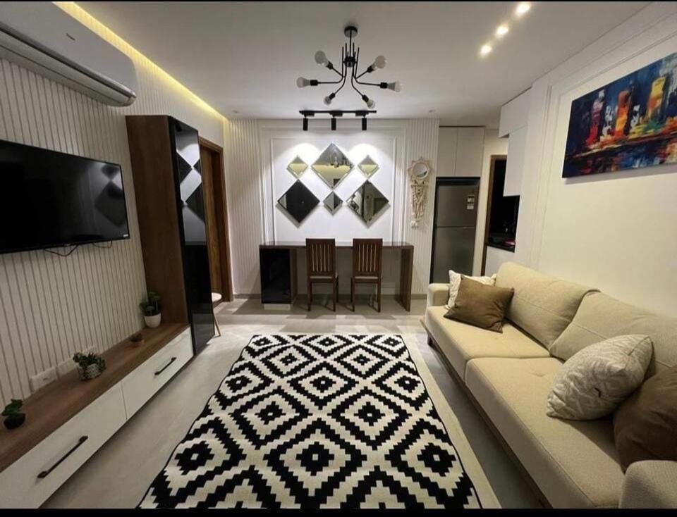 elegant mona studio, Cairo (updated prices 2025)