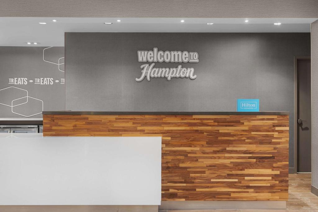 Hampton Inn & Suites Orangeville, On, Orangeville (updated prices 2025)