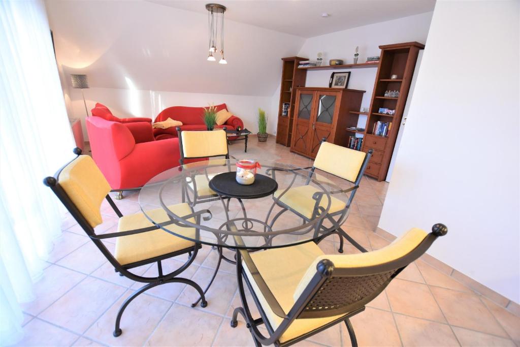 Yachthafenhöh Whg3, Grömitz (updated prices 2025)