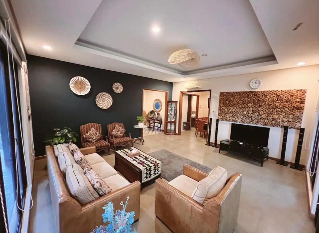 Vimalla Hills, Soekma 3BR Private pool Villa, Gadok 1 (updated prices 2026)