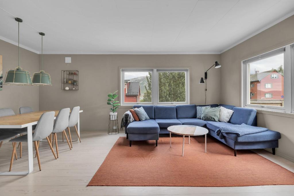 Modern three-room apartment close to the center, Tromsø (updated prices ...