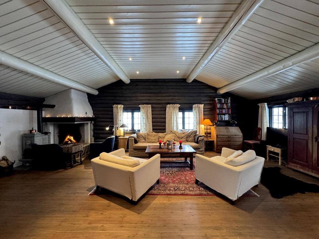 Large, cozy, and spacious cabin in Geilo, Geilo (bijgewerkte prijzen 2025)