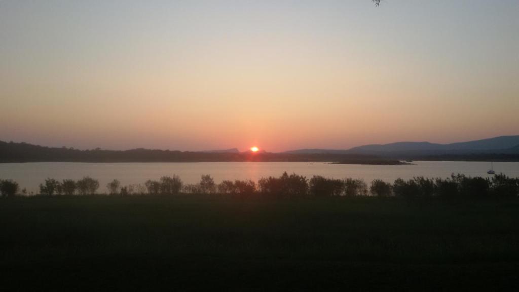 Lotri Bay Lodge, Siavonga (precios actualizados 2025)