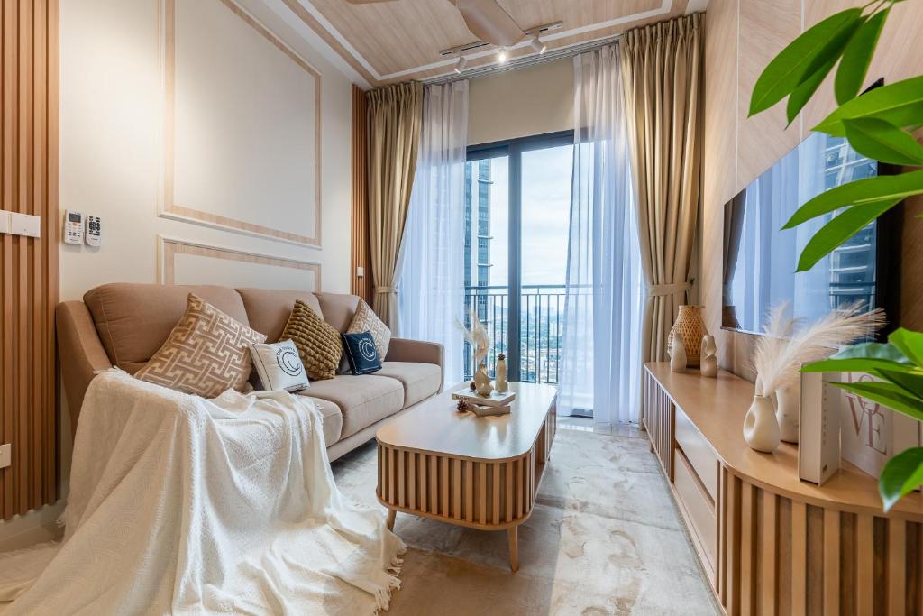 Sunway Velocity II Tower C&D by The Conts, Kuala Lumpur (preços ...