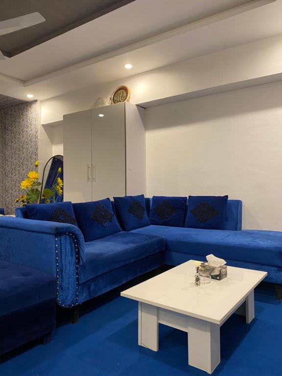 Luxury Apartment in F-10 Markaz, Islamabad (updated prices 2026)