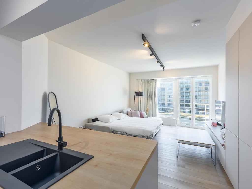 Modern studio with sea view, Middelkerke (updated prices 2026)