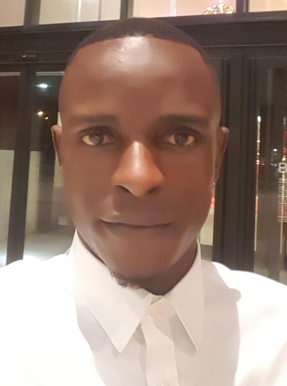 mangumbu Kukiele, Luanda (precios actualizados 2025)