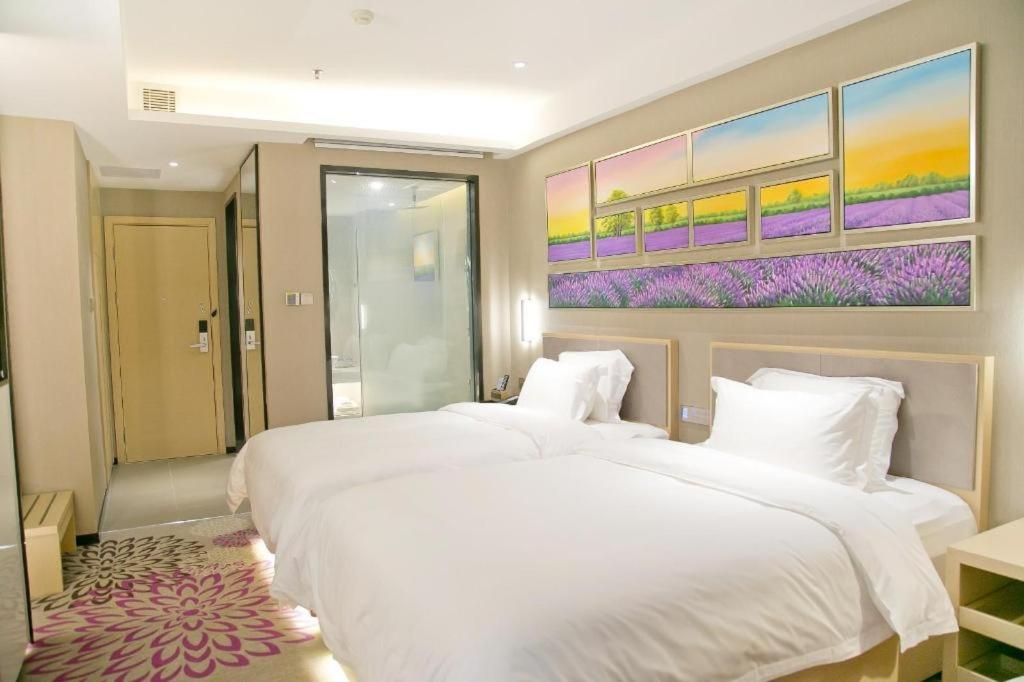 Lavande Hotels Shenzhen Longgang Dayun Center Jixiang Metro Station, Shenzhen (updated prices 2025)
