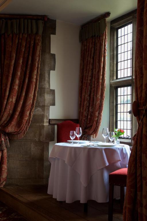 Amberley Castle- A Relais & Chateaux Hotel, Amberley (updated prices 2025)