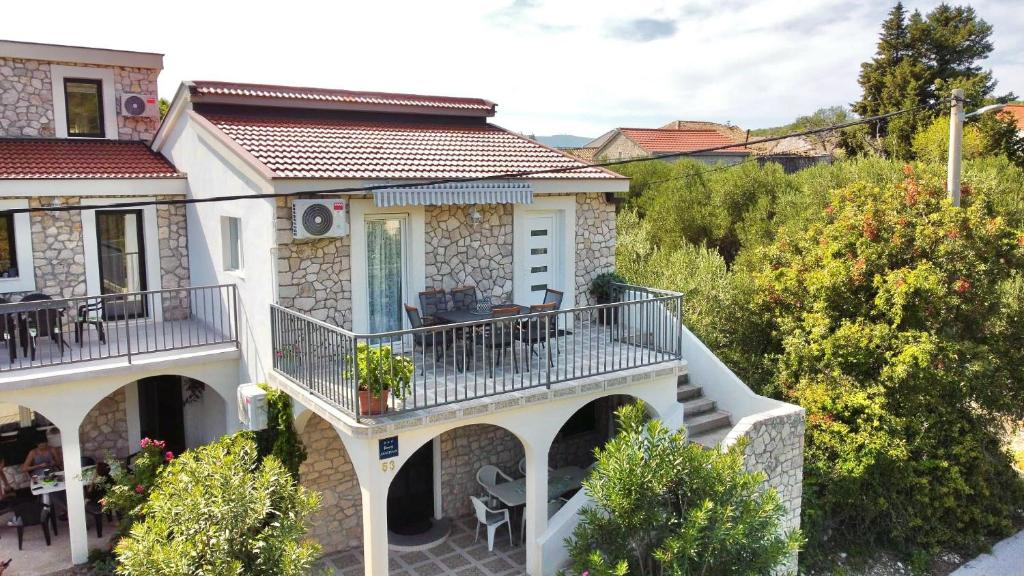 Apartman Nives, Kremena (precios actualizados 2026)