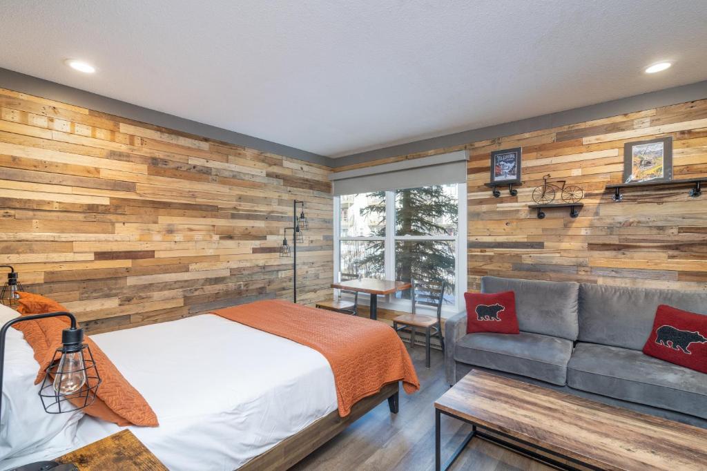 Mountainside Inn 207 by Alpine Lodging Telluride, Telluride (updated ...