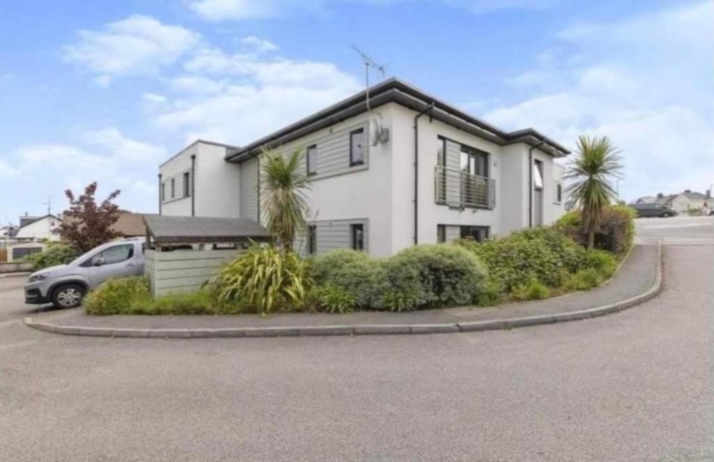 Eden place, St Austell (updated prices 2025)