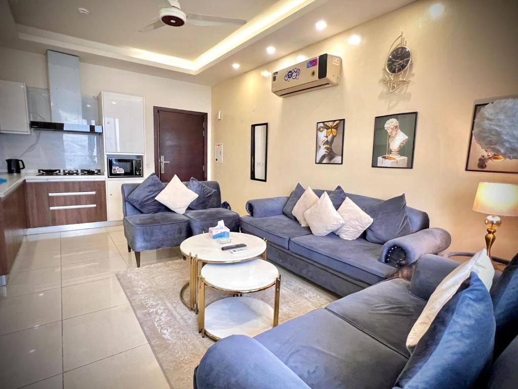 Elysium Infinity View Facing Centaurus Mall SH, Islamabad (prezzi ...