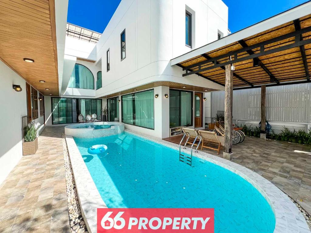 Tropical Luxury Pool Villa near Golf Courses, Chiang Mai (updated ...