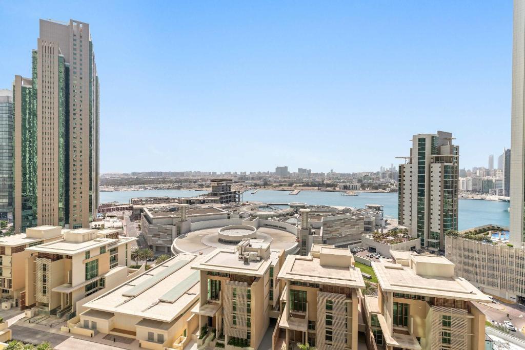 Silkhaus Luxury 1BDR at Al Maha Tower in Reem Island, Abu Dhabi ...