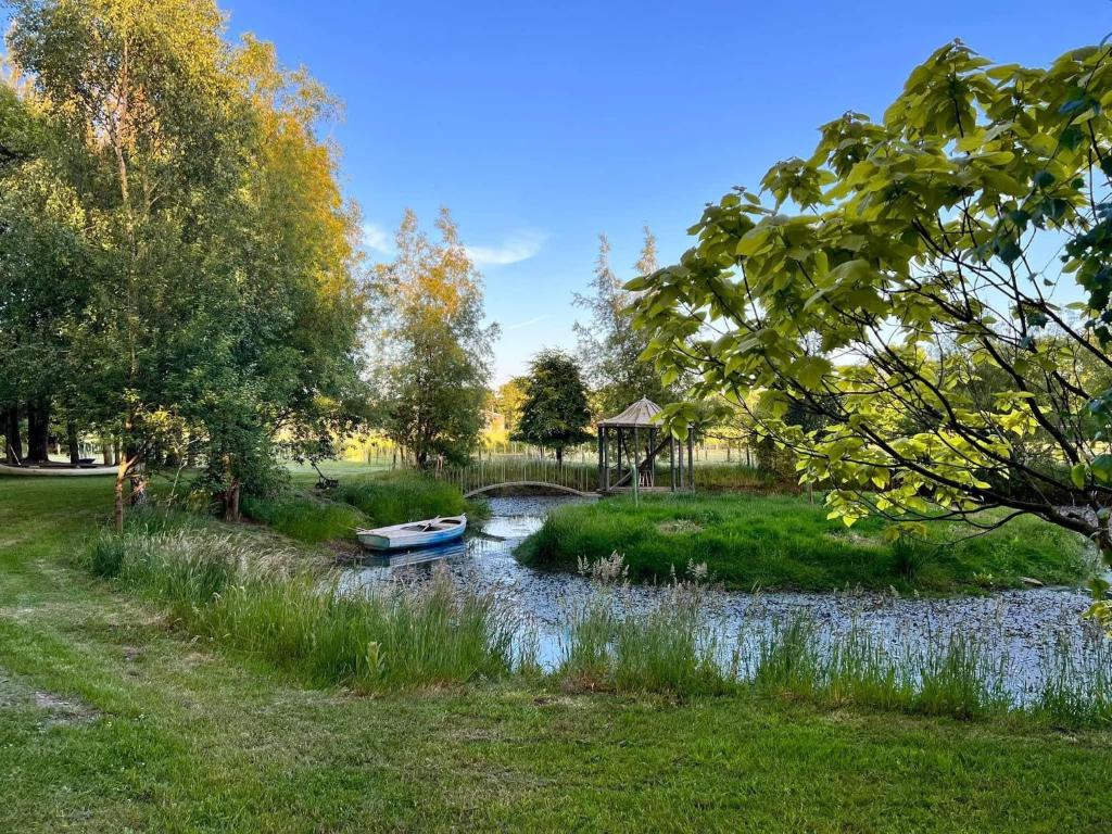 Woodman's Farm, Norwich (updated prices 2025)