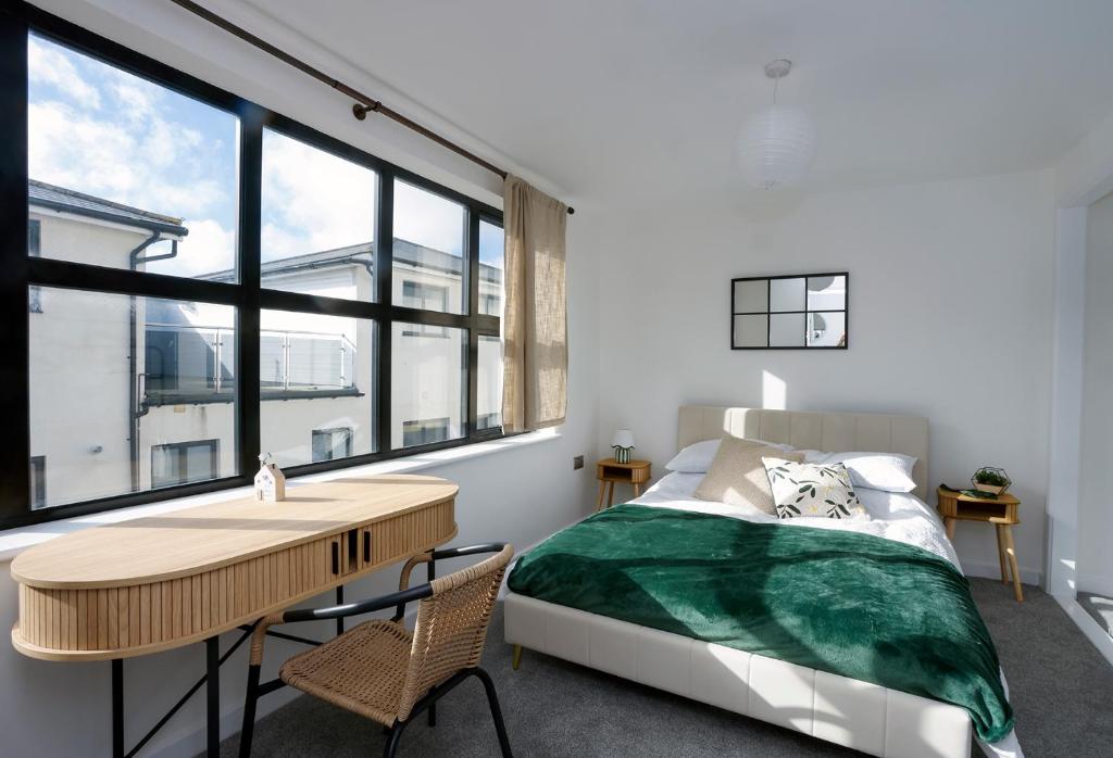 Stylish Seaside Stay - Spacious Ramsgate Apartment - New Build ...