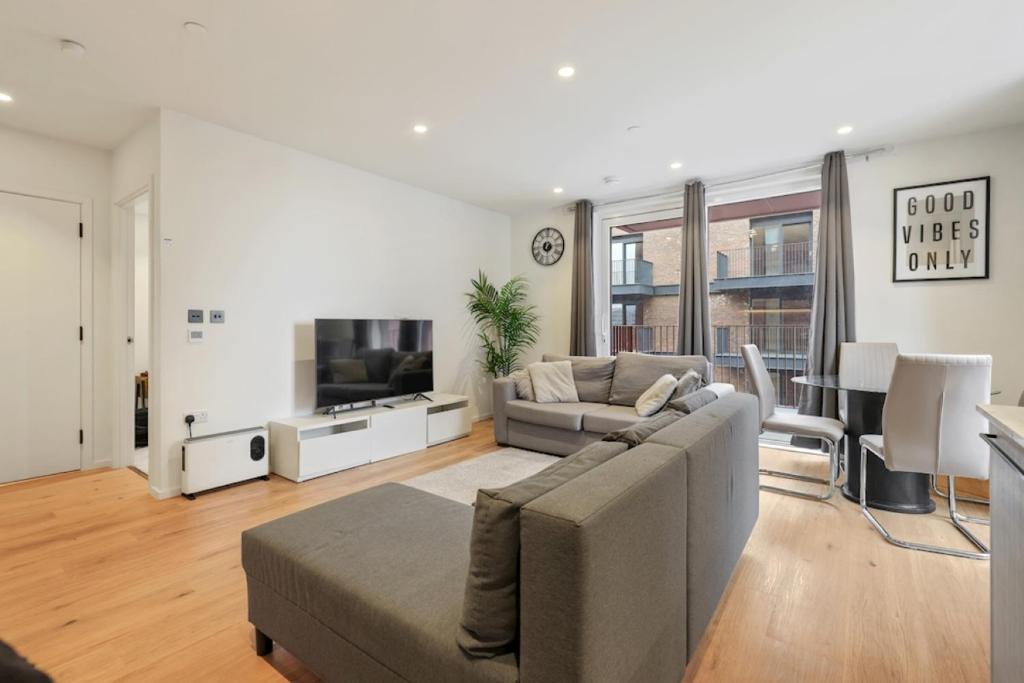 Excel Riverside 2 Bed, London (updated prices 2026)