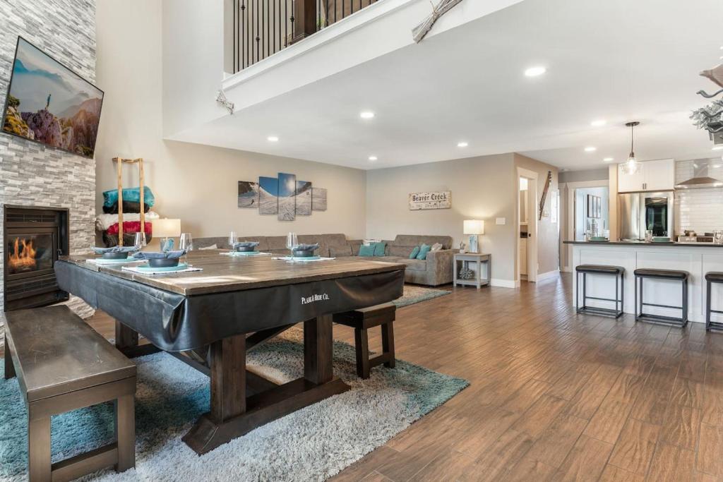 Penthouse Pool Table 7min To Beaver Creek, Avon (updated prices 2026)