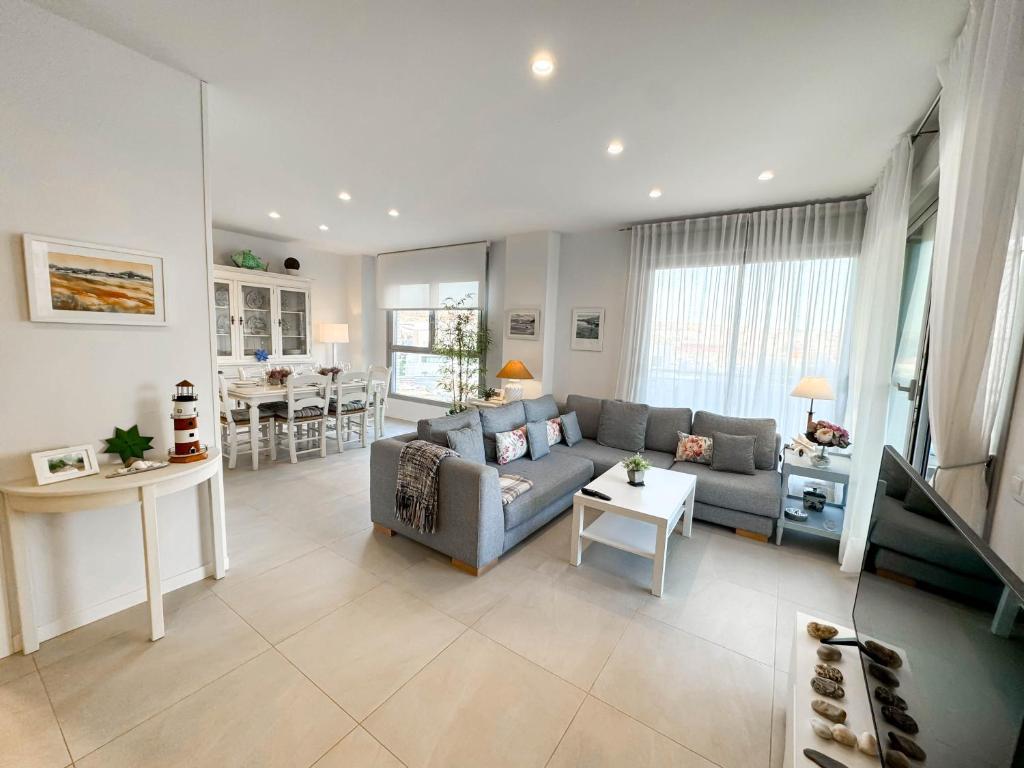 Gold Beach, Almerimar (updated prices 2025)