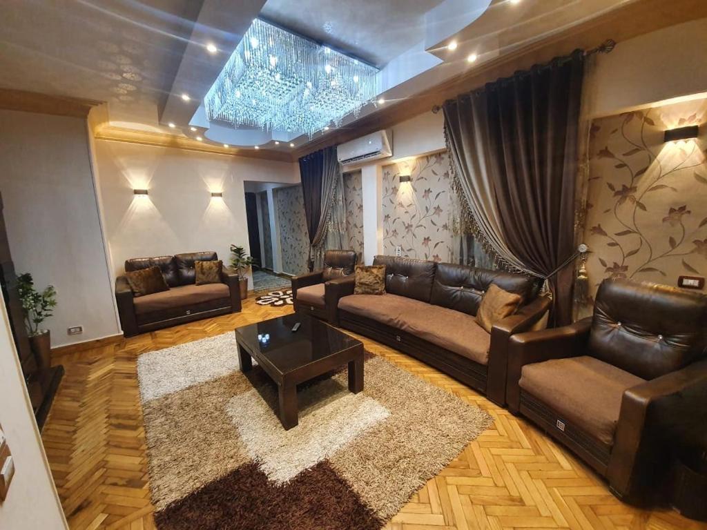 Furnished apartment with the finest location of the engineers, El Cairo (precios actualizados 2025)