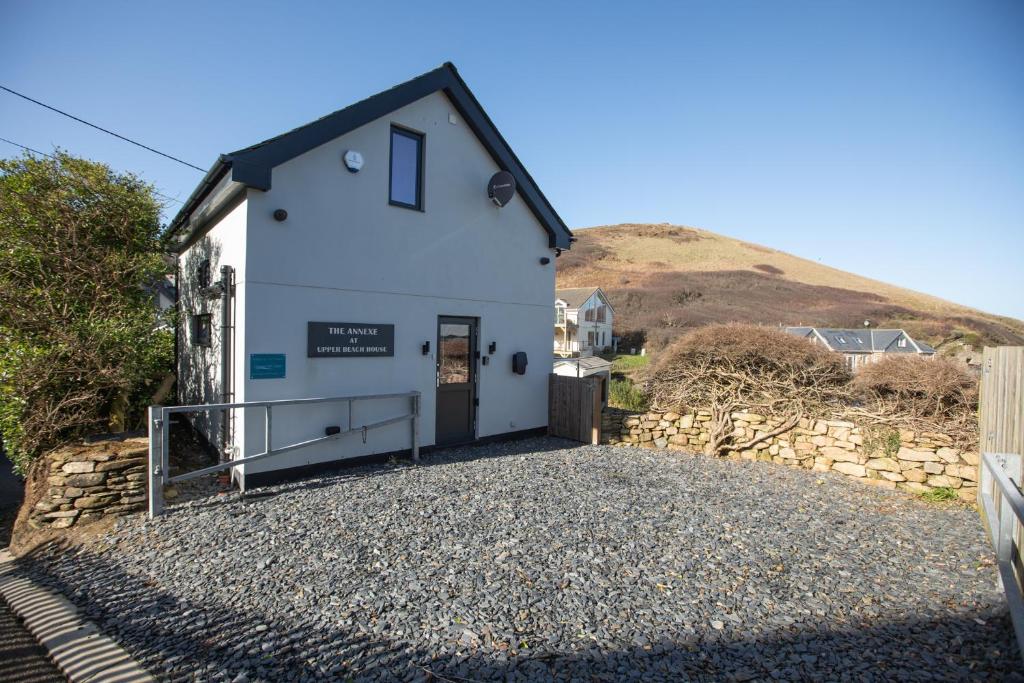 THE ANNEXE AT UPPER BEACH HOUSE, Portreath (updated prices 2025)