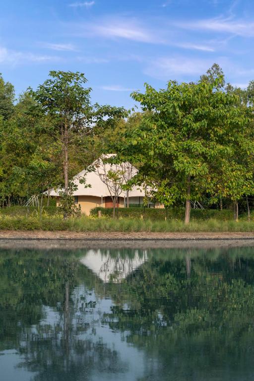 The Oberoi Vindhyavilas Wildlife Resort, Bandhavgarh, Tāla (updated ...