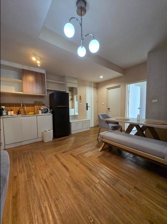 Iris Rama9 Airport link-Huamark، Sathani Ban Hua Mak (أسعار محدثة لعام ...