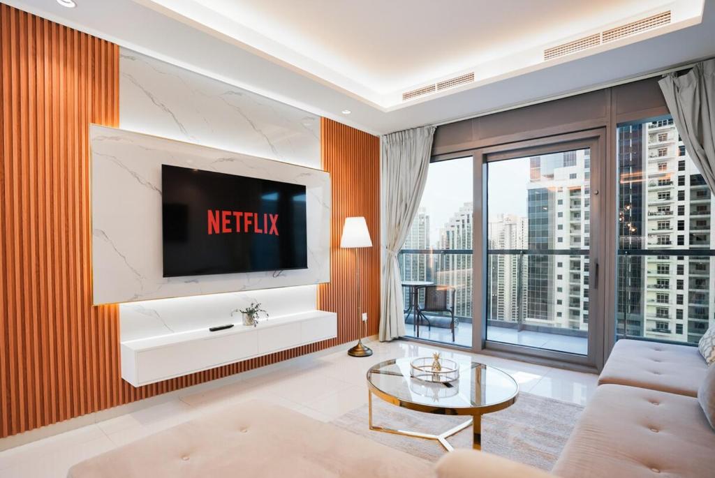 Sky Infinity Pool, Burj Khalifa Views, Dubai (updated prices 2025)