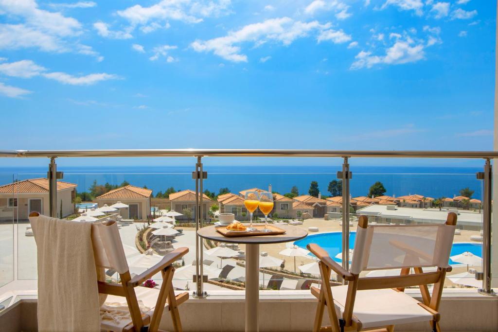 Ajul Luxury Hotel & Spa Resort, a Registry Collection Hotel, Agia ...