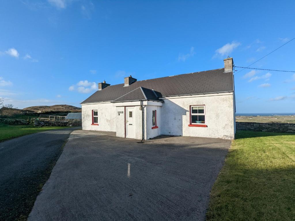 Antons Cottage, Fanad (updated prices 2025)