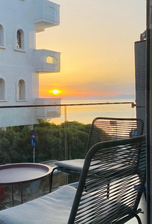 Apollo Peraia Apartment, Perea (updated prices 2025)