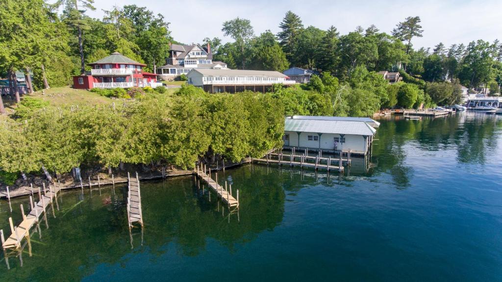 Depe Dene Lakeside Resort, Lake George (updated prices 2025)