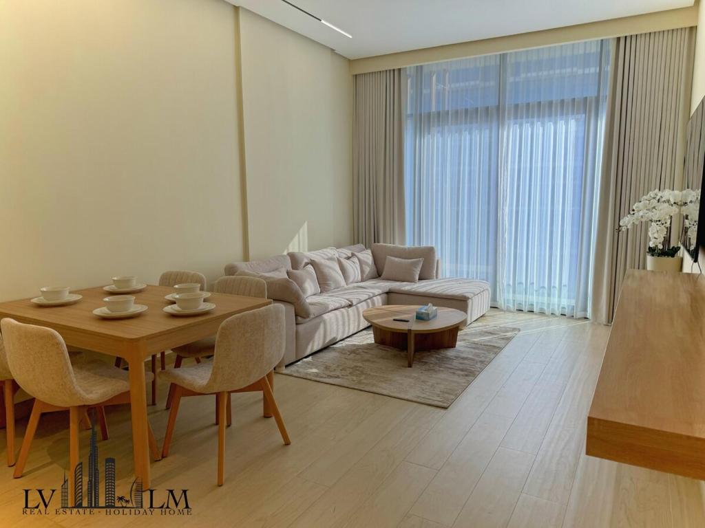 1 Bedroom in Azizi Riviera 17, Dubai (updated prices 2025)