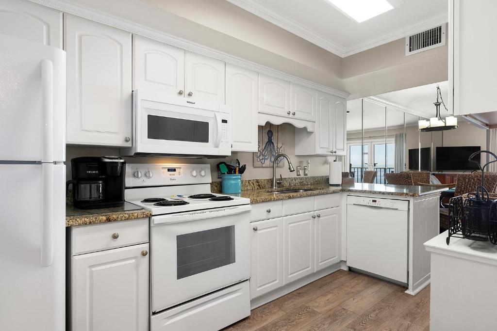 Surfside Shores I 1802, Gulf Shores (updated prices 2026)
