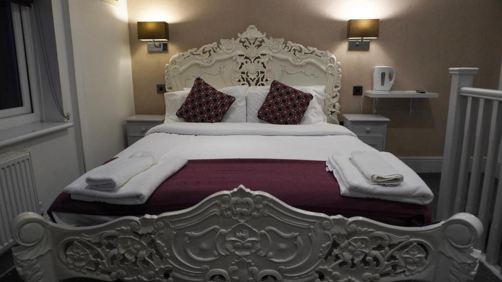 The Bell Shifnal, Shifnal (updated prices 2026)